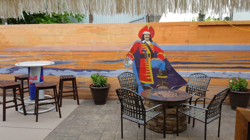 TIKI BAR – Oasis Pub