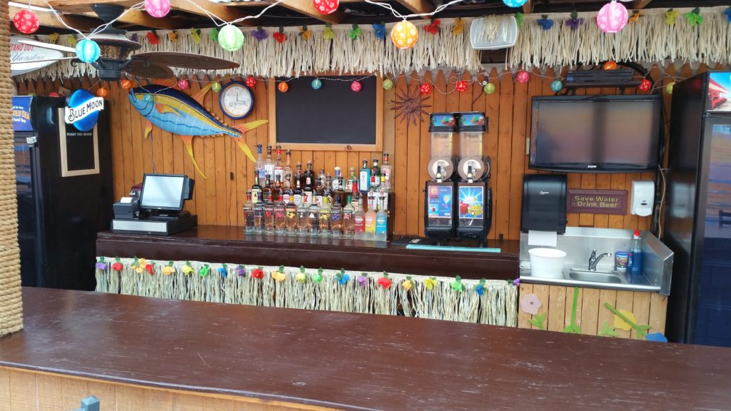 TIKI BAR – Oasis Pub